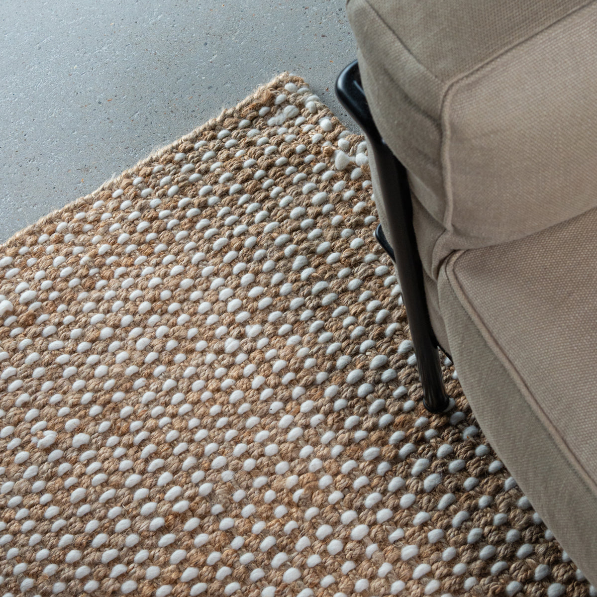 Heavy Jute & New Zealand wool Rug – Matias Moellenbach