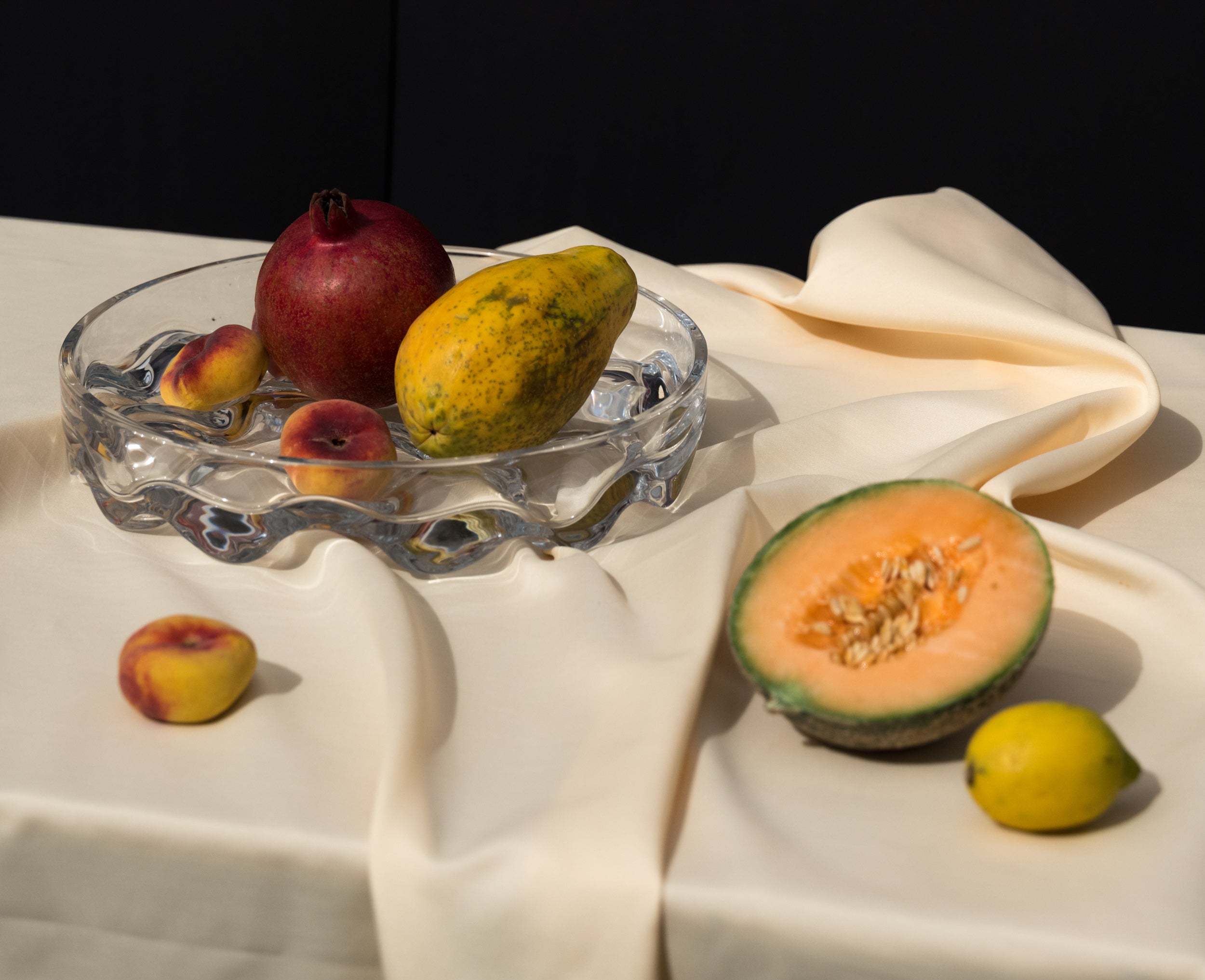 Blister Bowl Fruit Bowl – Matias Moellenbach